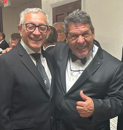 Obsequiada la Medalla de Honor de la Grande Loge Traditionnelle de ...